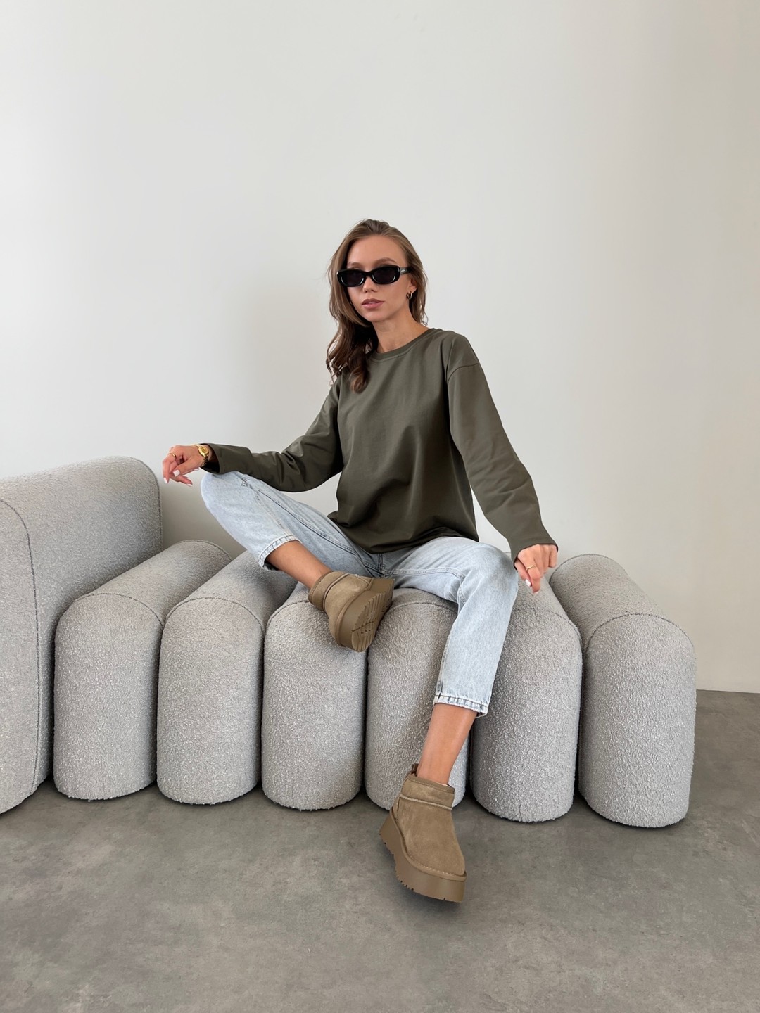 Лонгслів Jembi темно-оливковий | LadyBoom