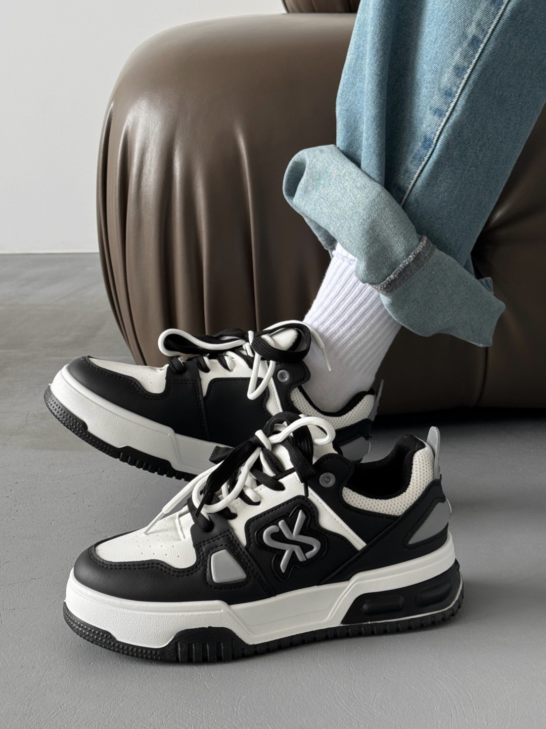 Кеди Elis чорно-білі | LadyBoom