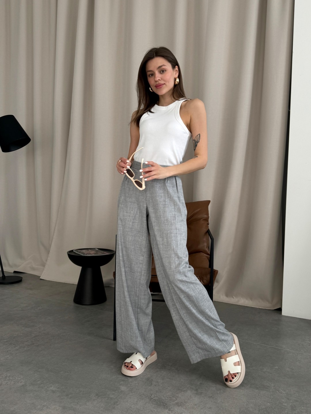 Шльопанці Kylie бежеві шкіряні | LadyBoom