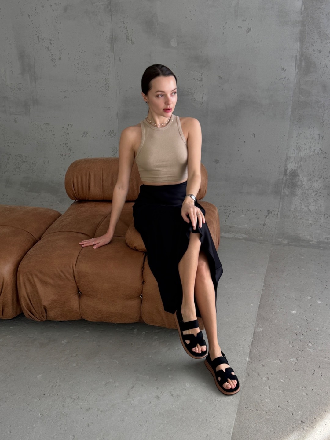 Босоніжки на липучці чорні | LadyBoom