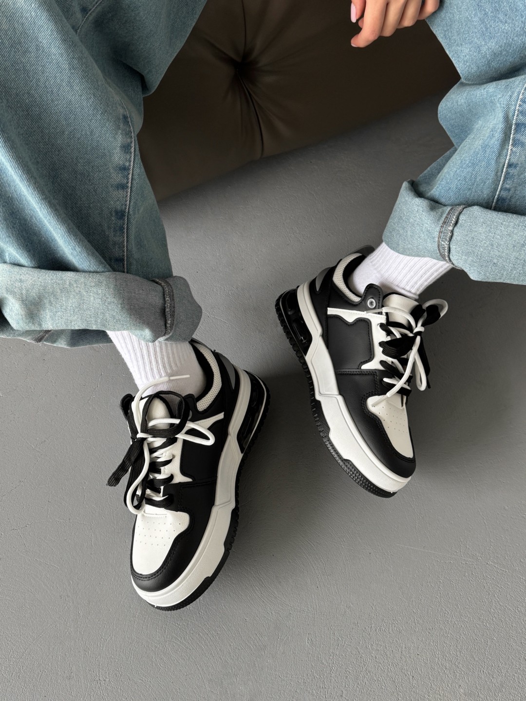 Кеди Elis чорно-білі | LadyBoom