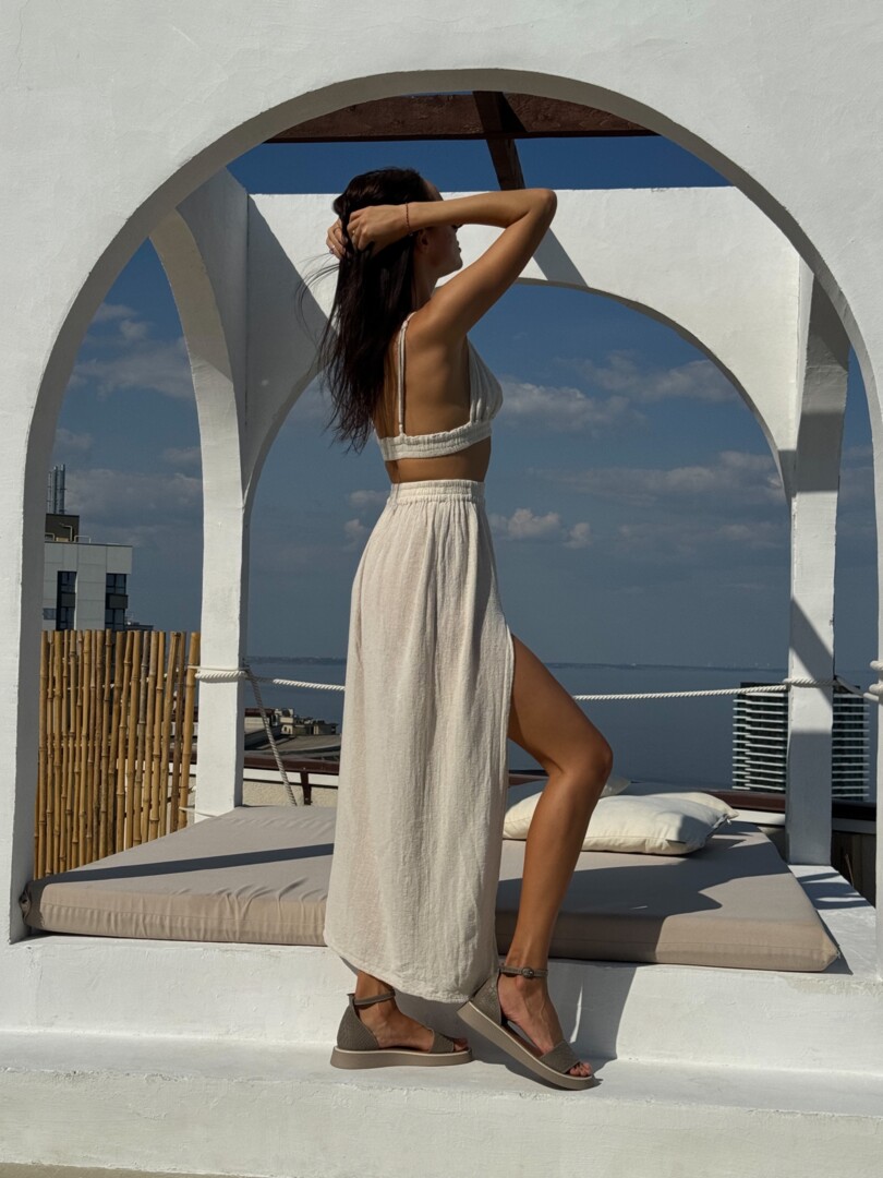 Босоніжки бежеві на тонкій підошві | LadyBoom